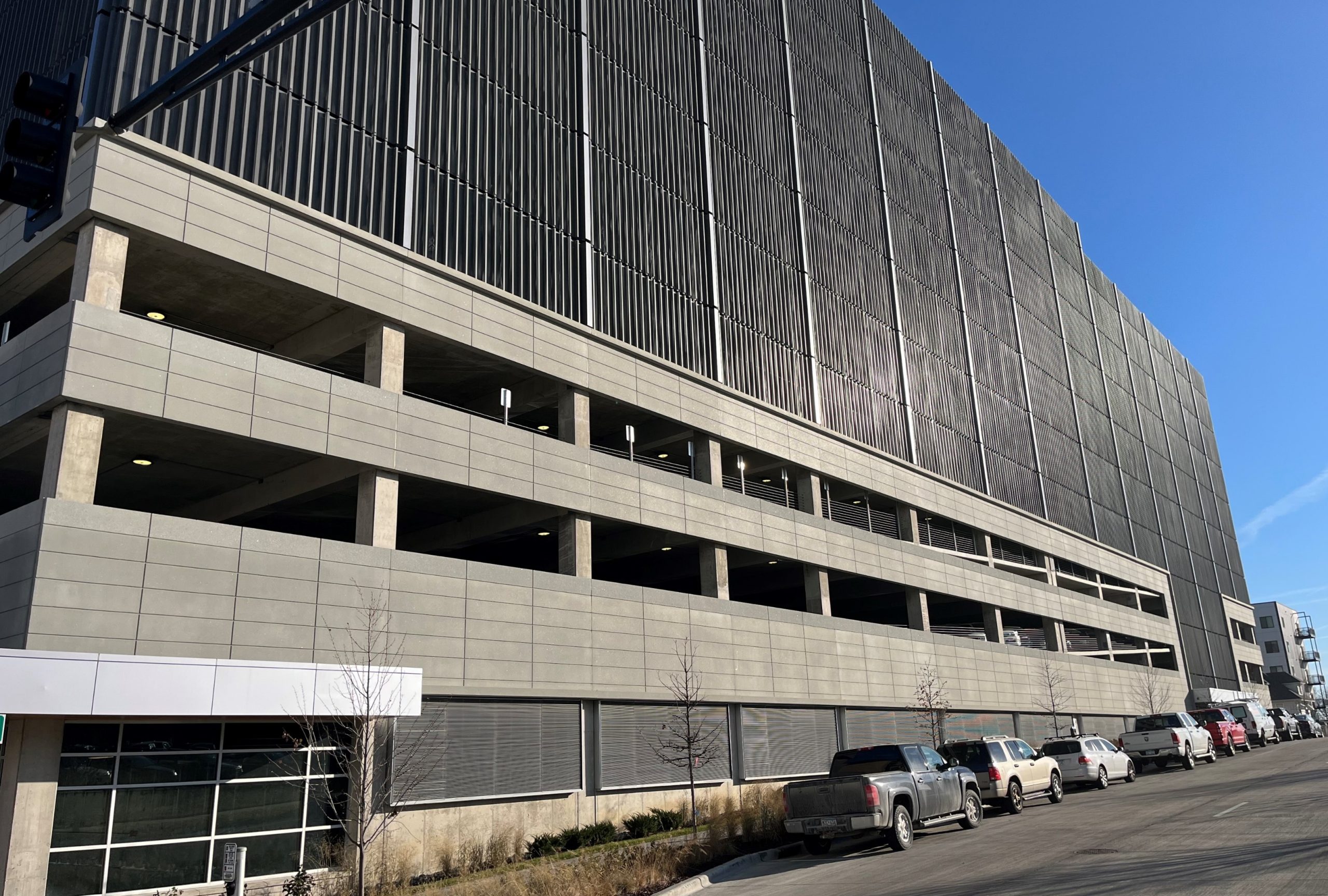 Block 6 Parking Ramp - Industrial Louvers, Inc Industrial Louvers, Inc
